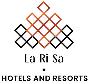 Craftech Paper Mills IPO Vs Larisa Hotels & Resorts IPO